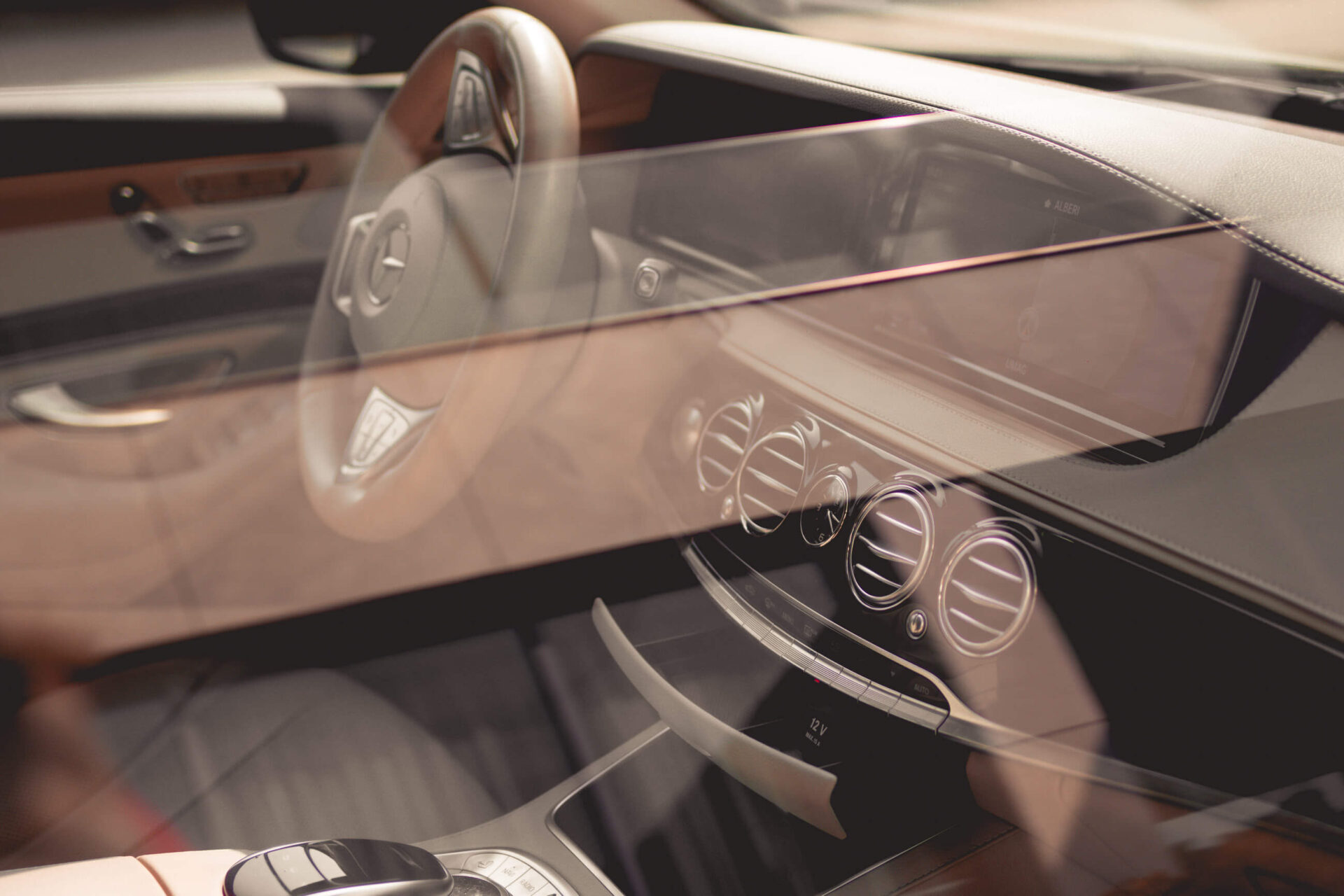 VIP Transfers | Transportation of persons by higher class vehicles